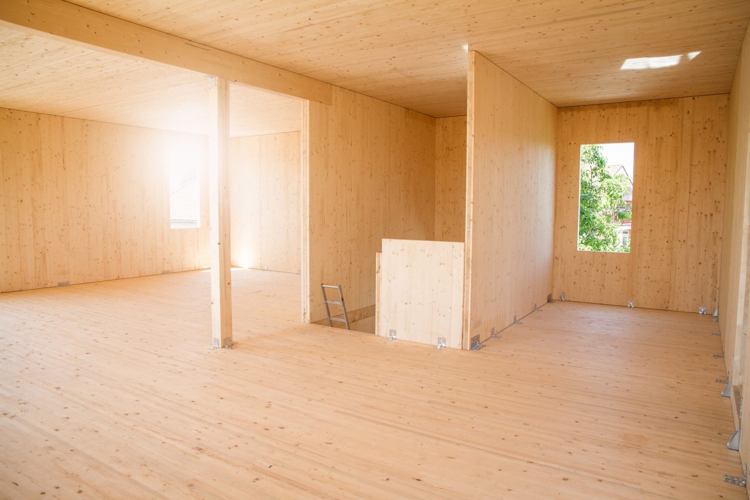 CLT panely - krížom lepené drevo (Cross Laminated Timber) - Woodhouse